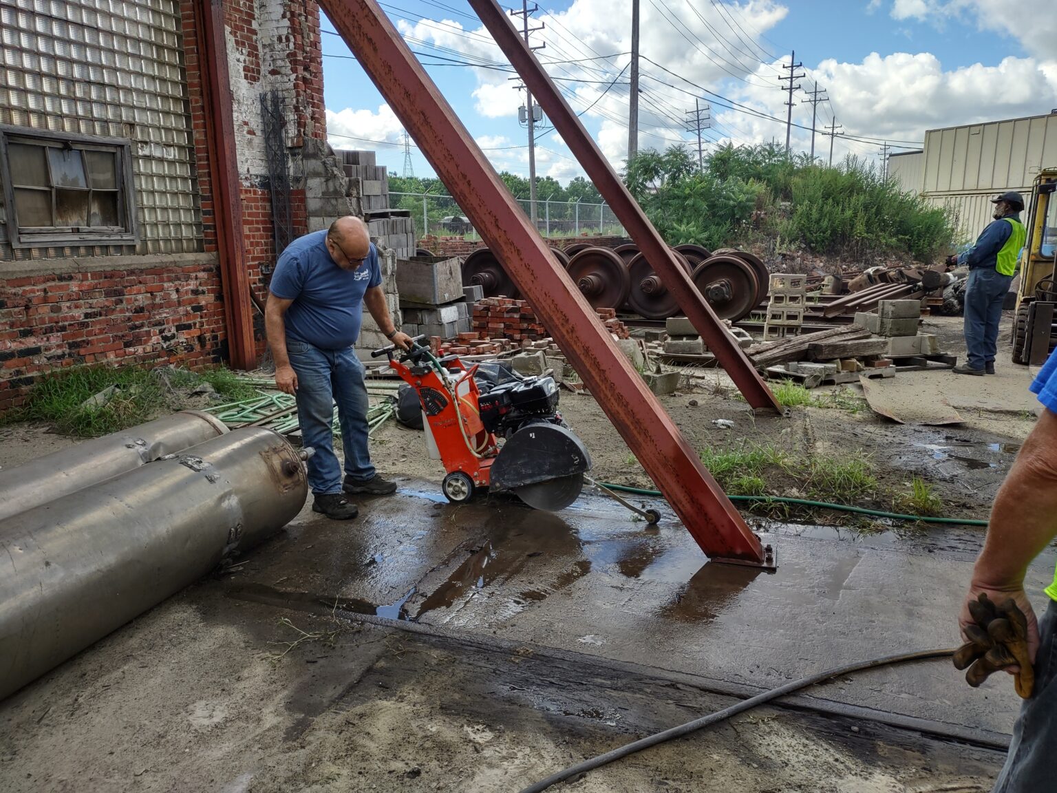 Expanding Tracks and Turntable maintenance – Midwest Railway ...